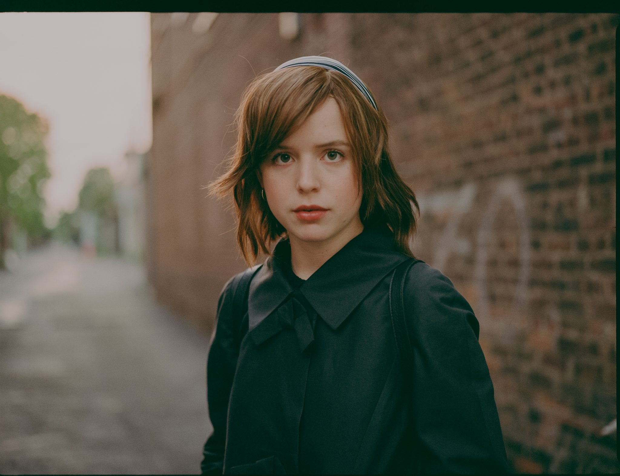 Esther in Wonderland - Tribeca 2021 - Solzy at the Movies