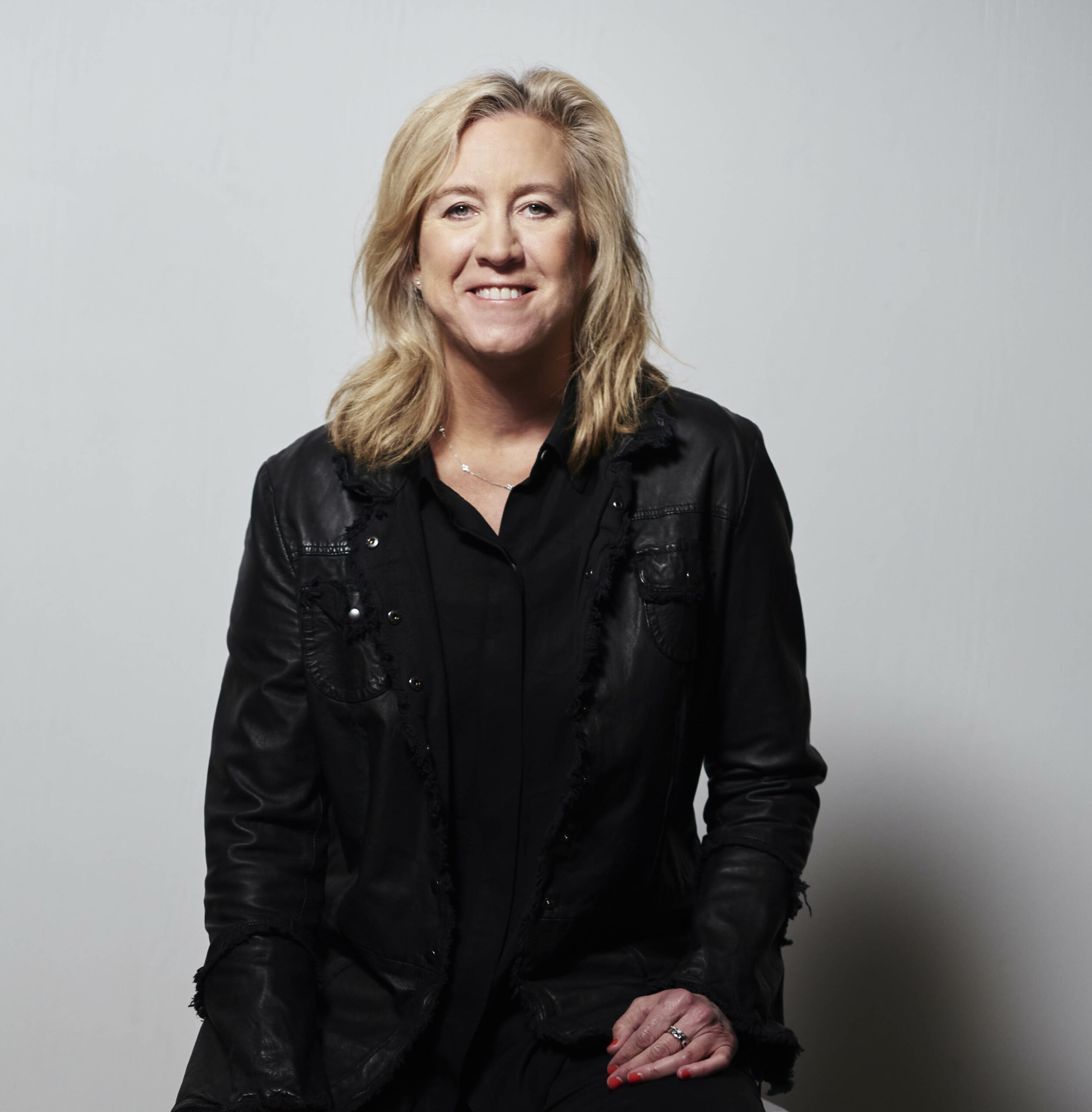 Leslie Iwerks and Mark Catalena on Superpowered: The DC Story - Solzy ...